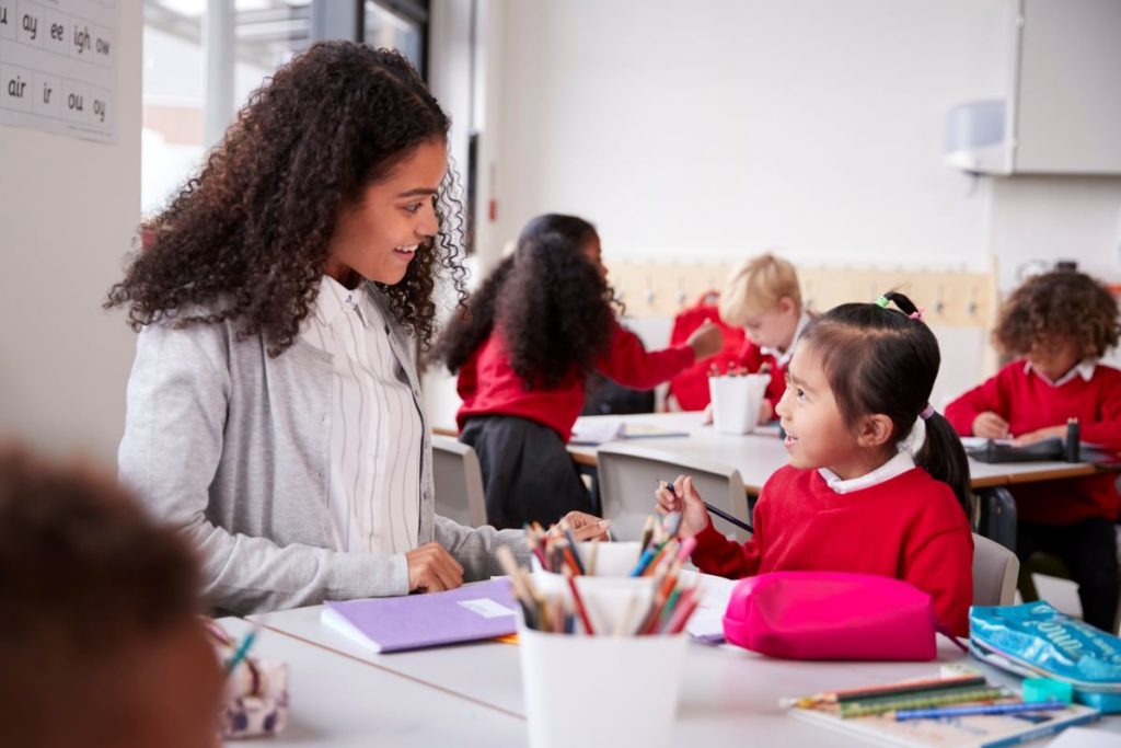 Top 12 Teacher Training PGCE Interview Questions + Answers